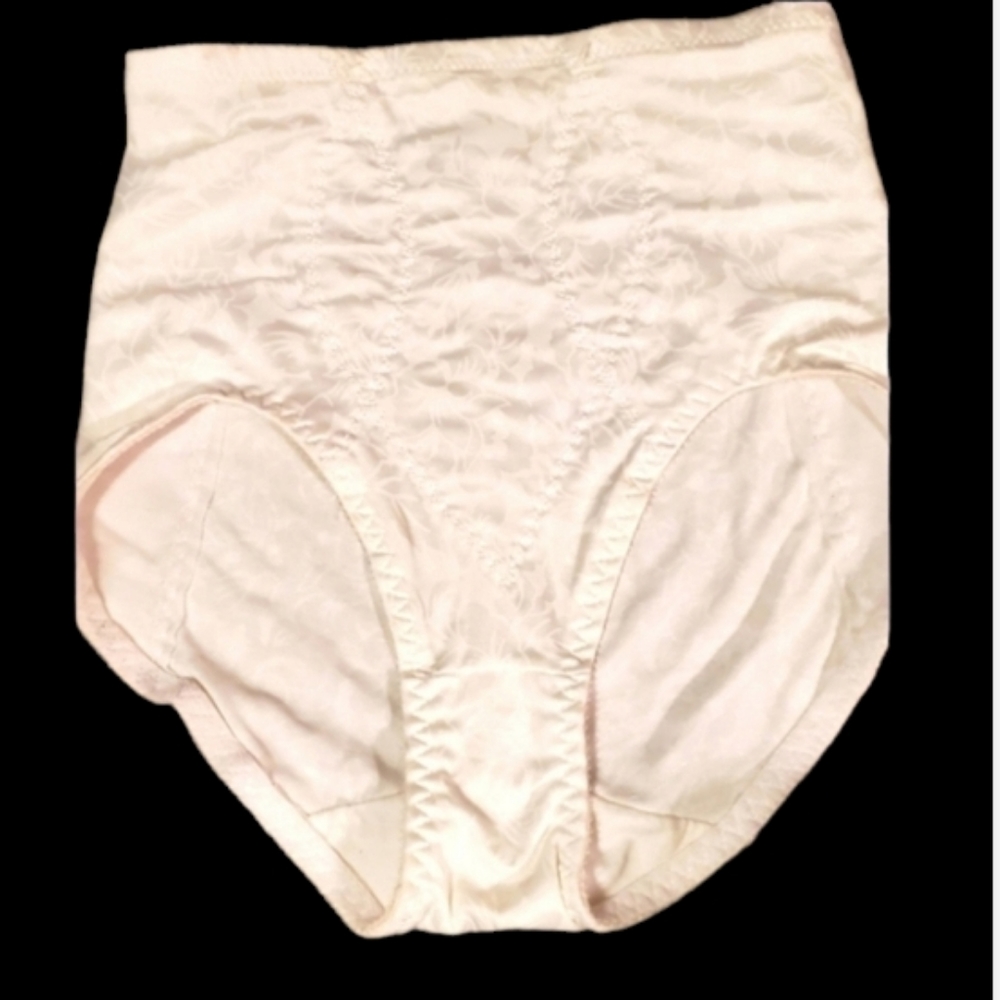 Med Vintage Spandex Shape Wear - Gem